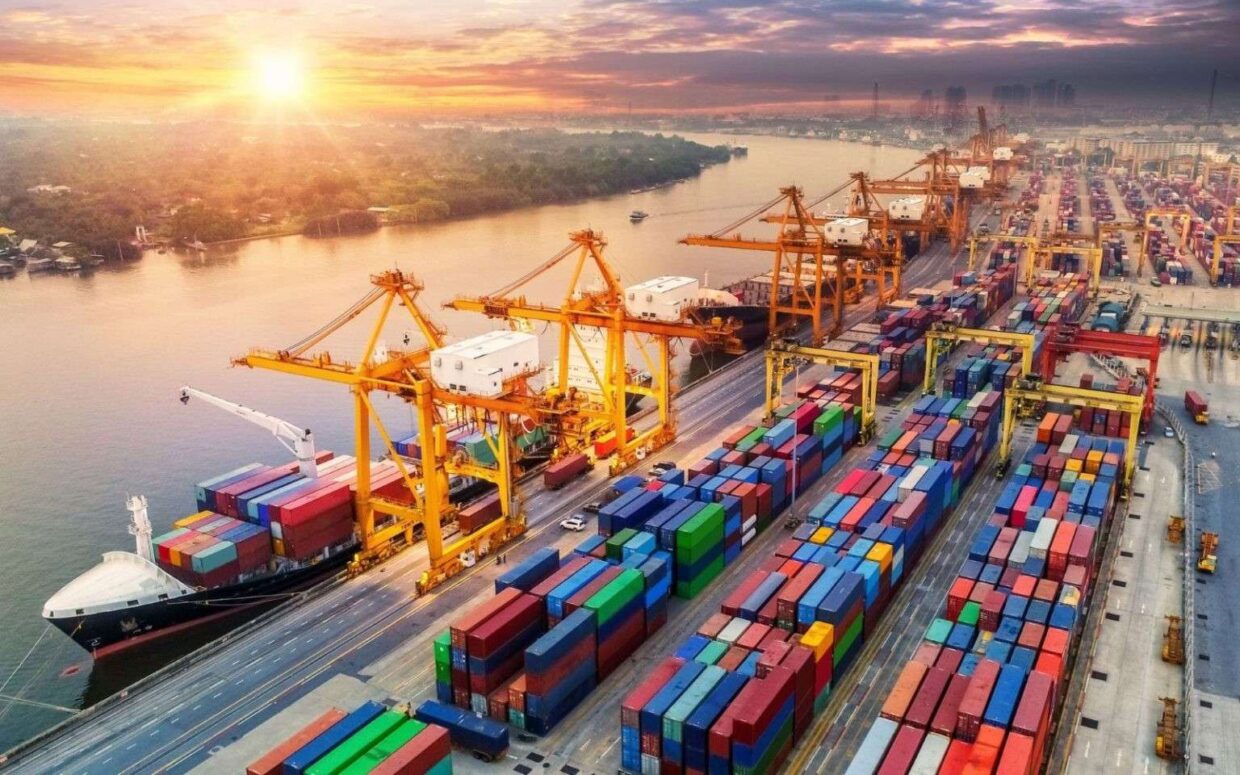 PLACE OF RECEIPT AND PORT OF LOADING IN IMPORT-EXPORT - Smartlink